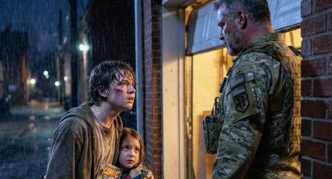 He Knocked on a Military Safehouse Door at 2:00 AM. The Soldiers Inside ...